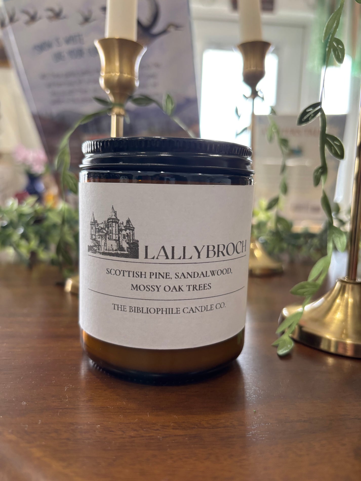 Lallybroch Scented Candle – thebibliophilecandleco